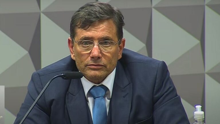 CPMI do INSS: Eli Cohen cita bancos BMG, Master e PicPay