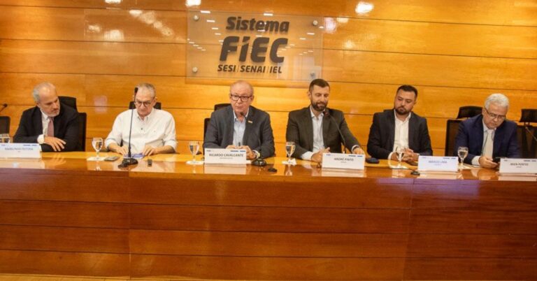 FIEC leva pautas decisivas para debate trabalhista no Ceará